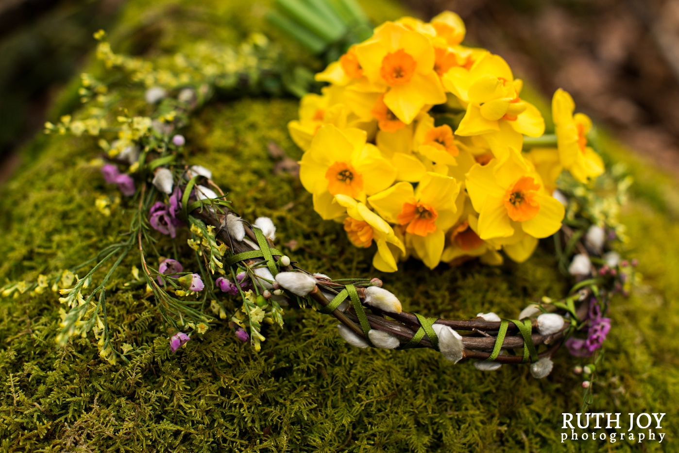 How to Make a Flower Crown » ruthjoyphotography.com
